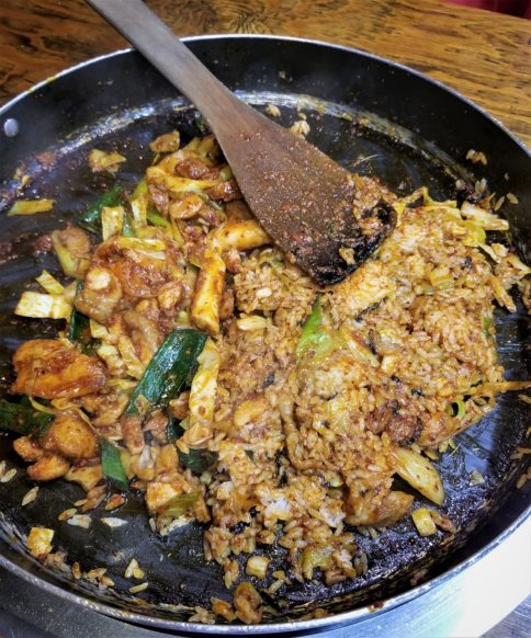 Top 5 Delicious Meals to Eat in Seoul - Becky Exploring