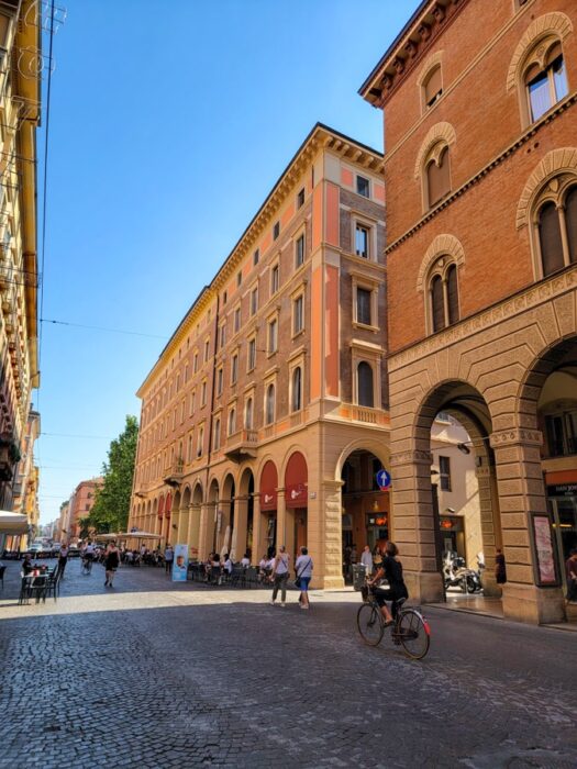 How to Spend 3 Days in Bologna During a Heat Wave - Becky Exploring
