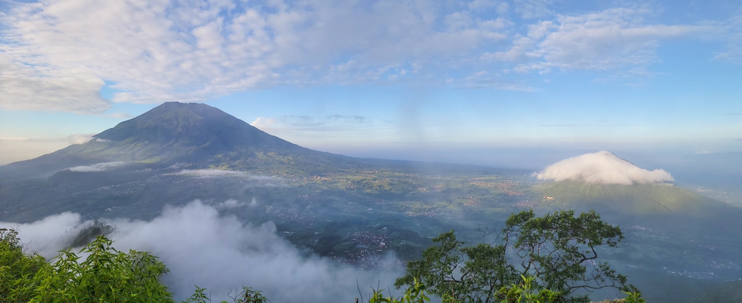 The Best Way to Visit Mount Telomoyo in Central Java - Becky Exploring