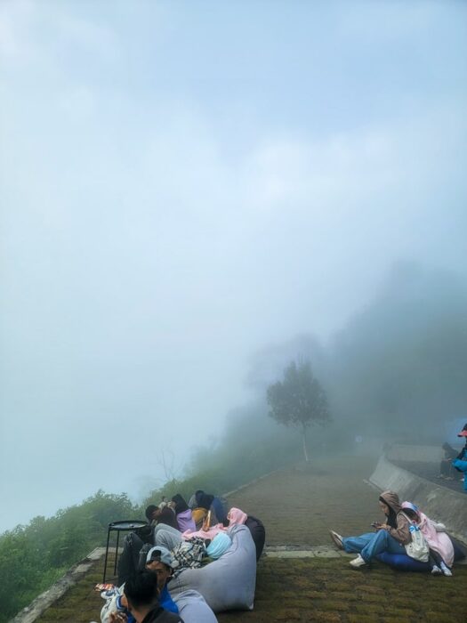 The Best Way to Visit Mount Telomoyo in Central Java - Becky Exploring