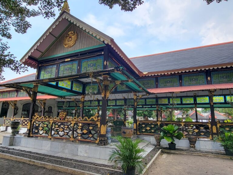 9 Days in Java, Indonesia - A Complete Guide and Itinerary - Becky ...