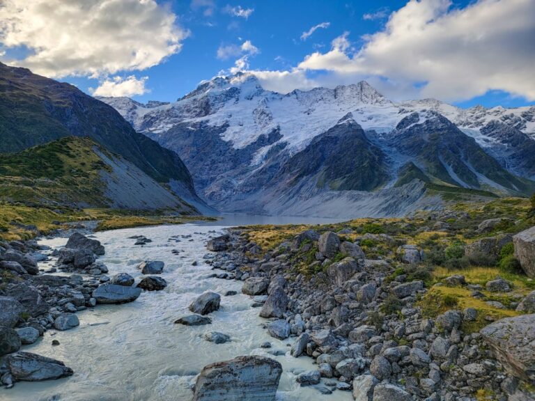How to Spend 3 Days in Lake Tekapo and Mt. Cook - Becky Exploring